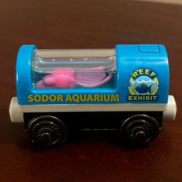 Thomas & Friends | Toys | Light Up Aquarium Car Squid Thomas Tank ...